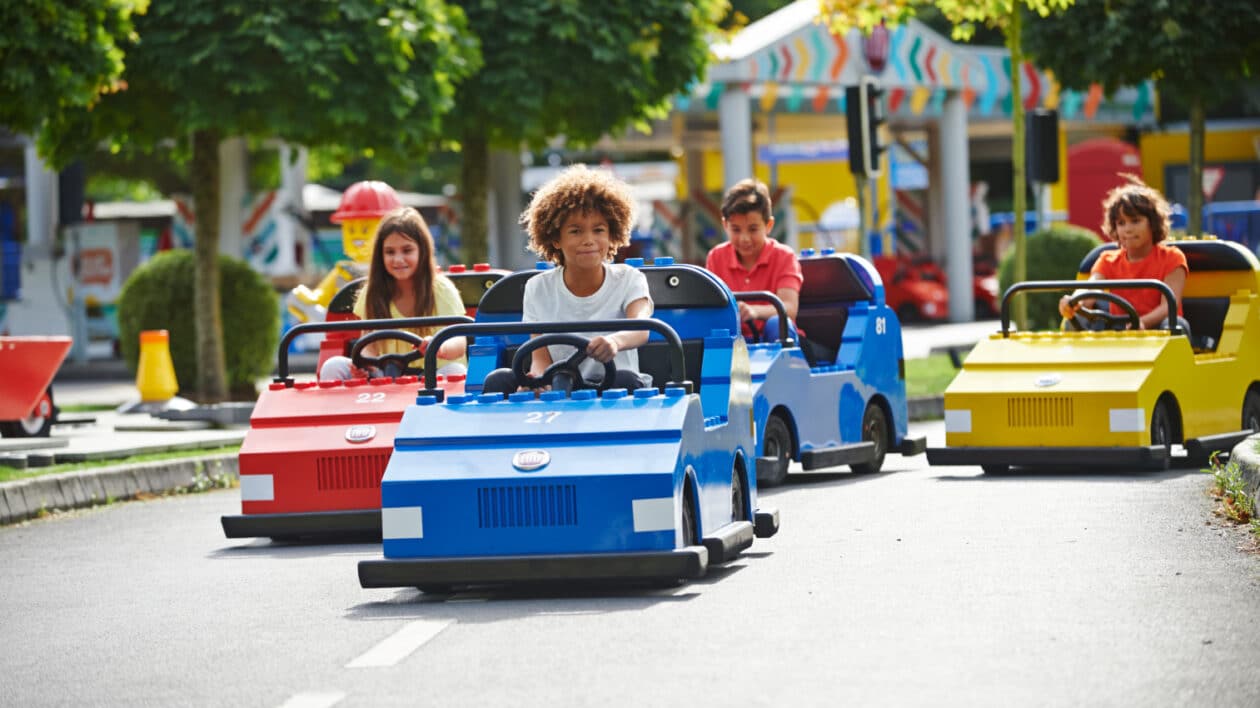 LEGO Ferrari Build and Race at LEGOLAND Windsor Resort | DOWTK
