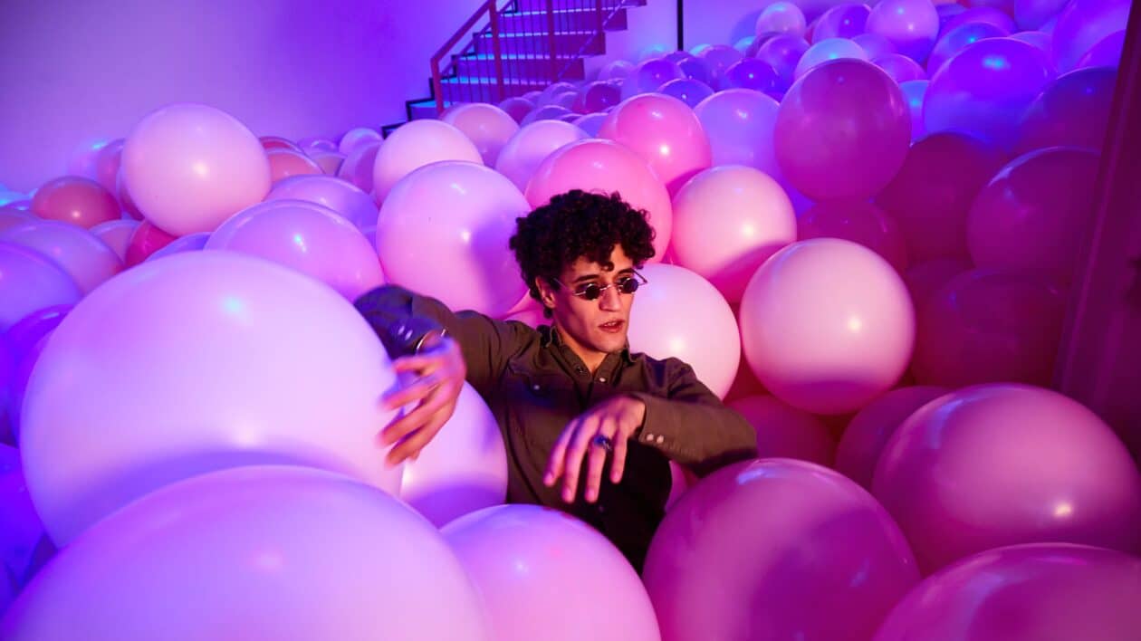 Bubble Planet: Unlocking The Senses At London's New Multi-Sensory ...