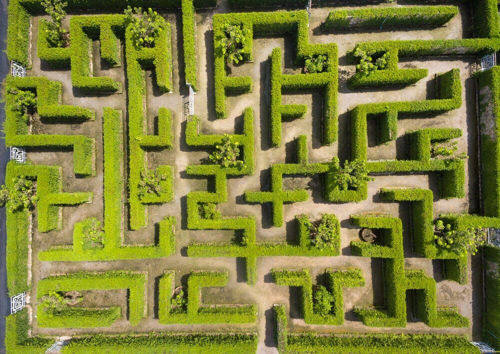 The Best Mazes Near Me for Families | Top Things To Do | DOWTK