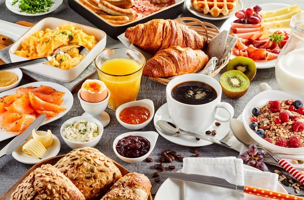 Closest breakfast places to me store