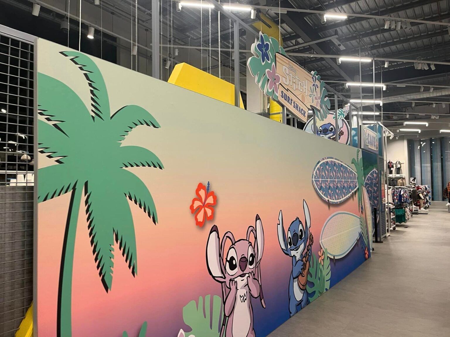 Stitch Surf Shack Cafe - Bringing Hawaii to the UK! | DOWTK